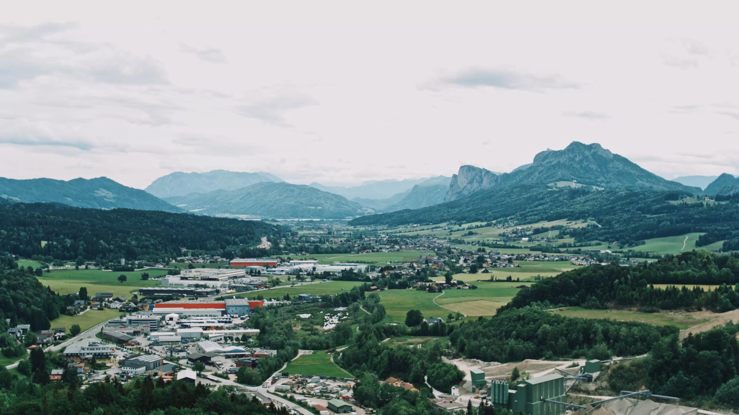 A. Ebner Internationale Transport | 5303 Thalgau – Austria